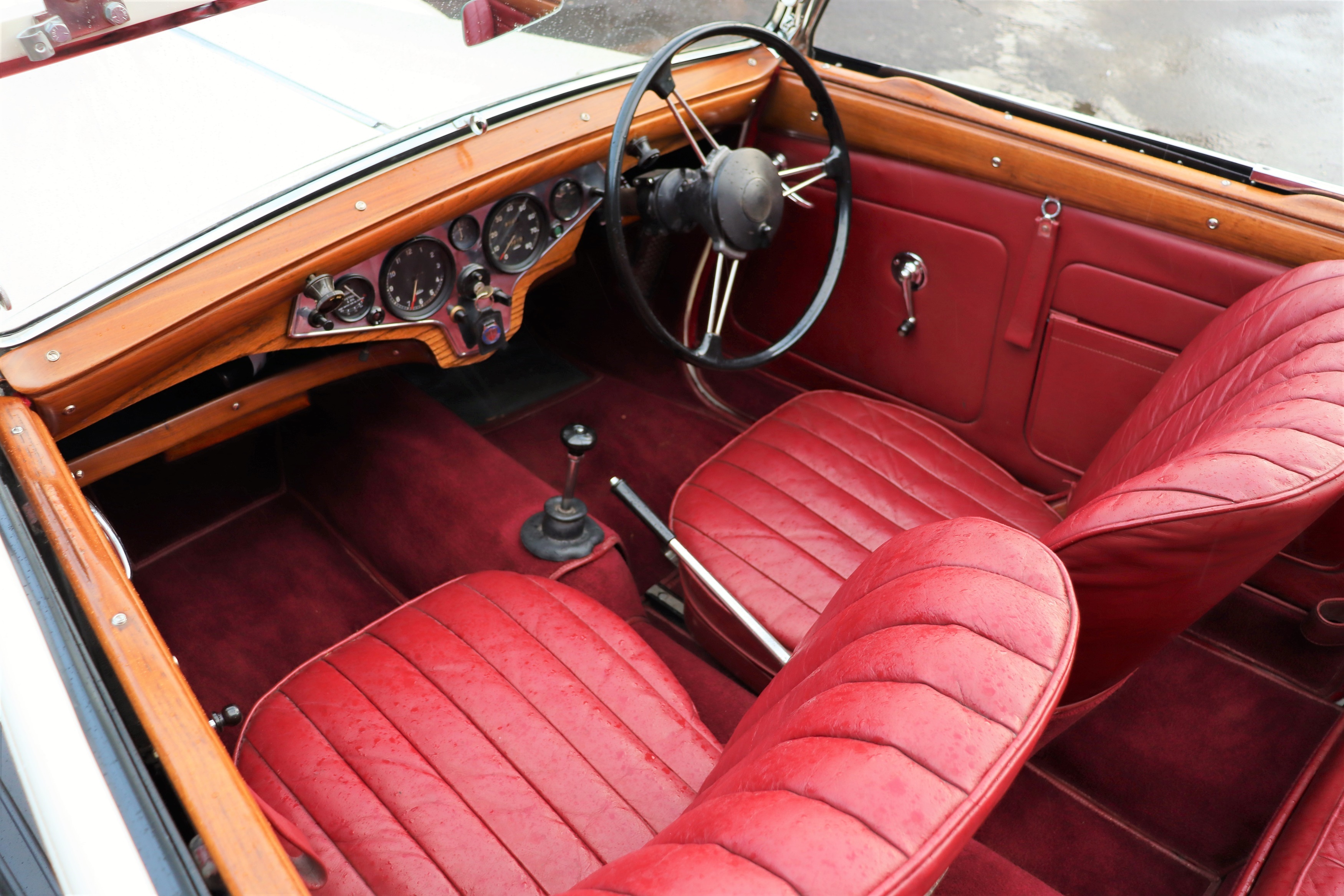 Lot 79 - 1939 Rover 14hp Tickford Three-Position