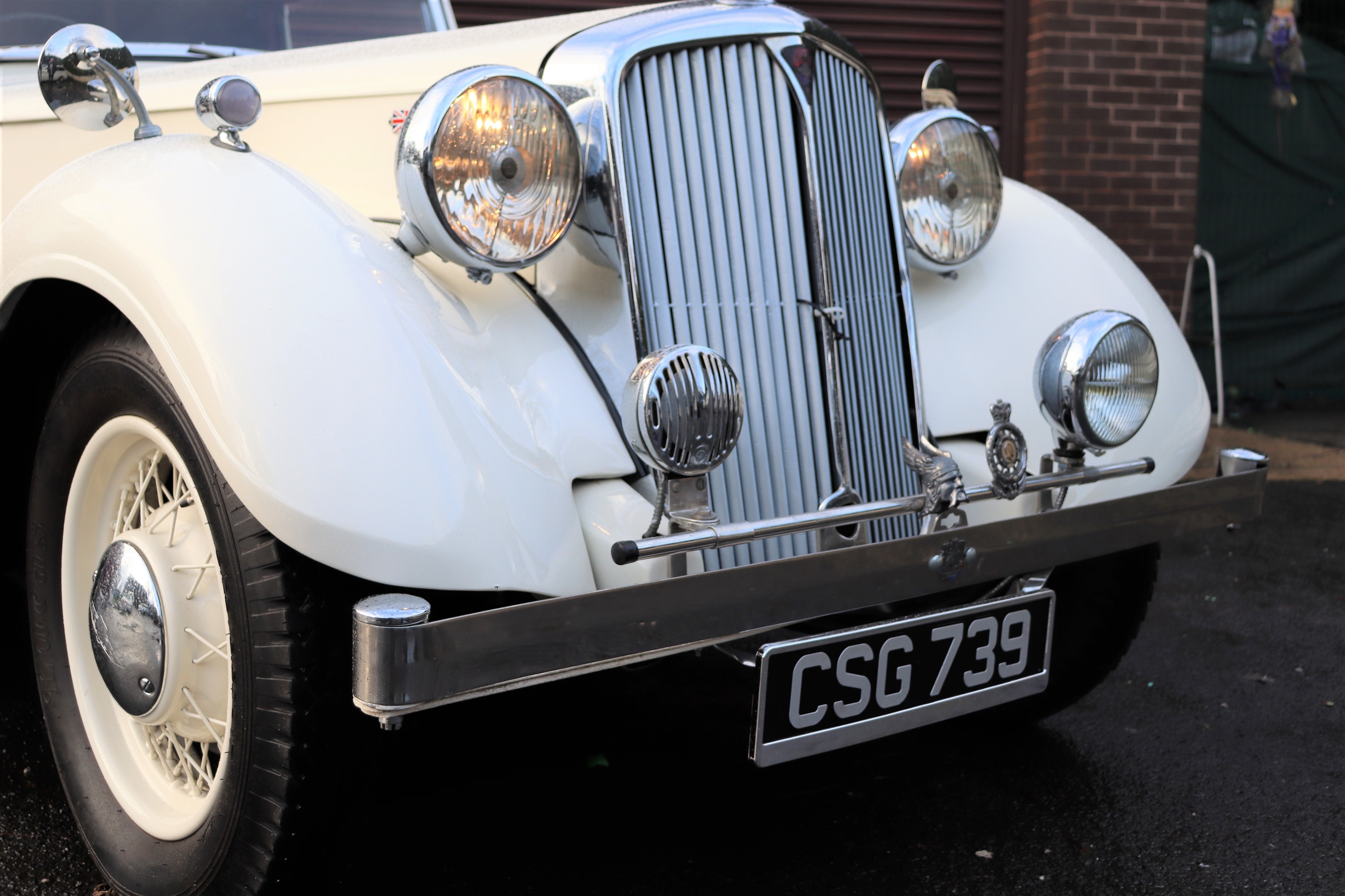 Lot 79 - 1939 Rover 14hp Tickford Three-Position