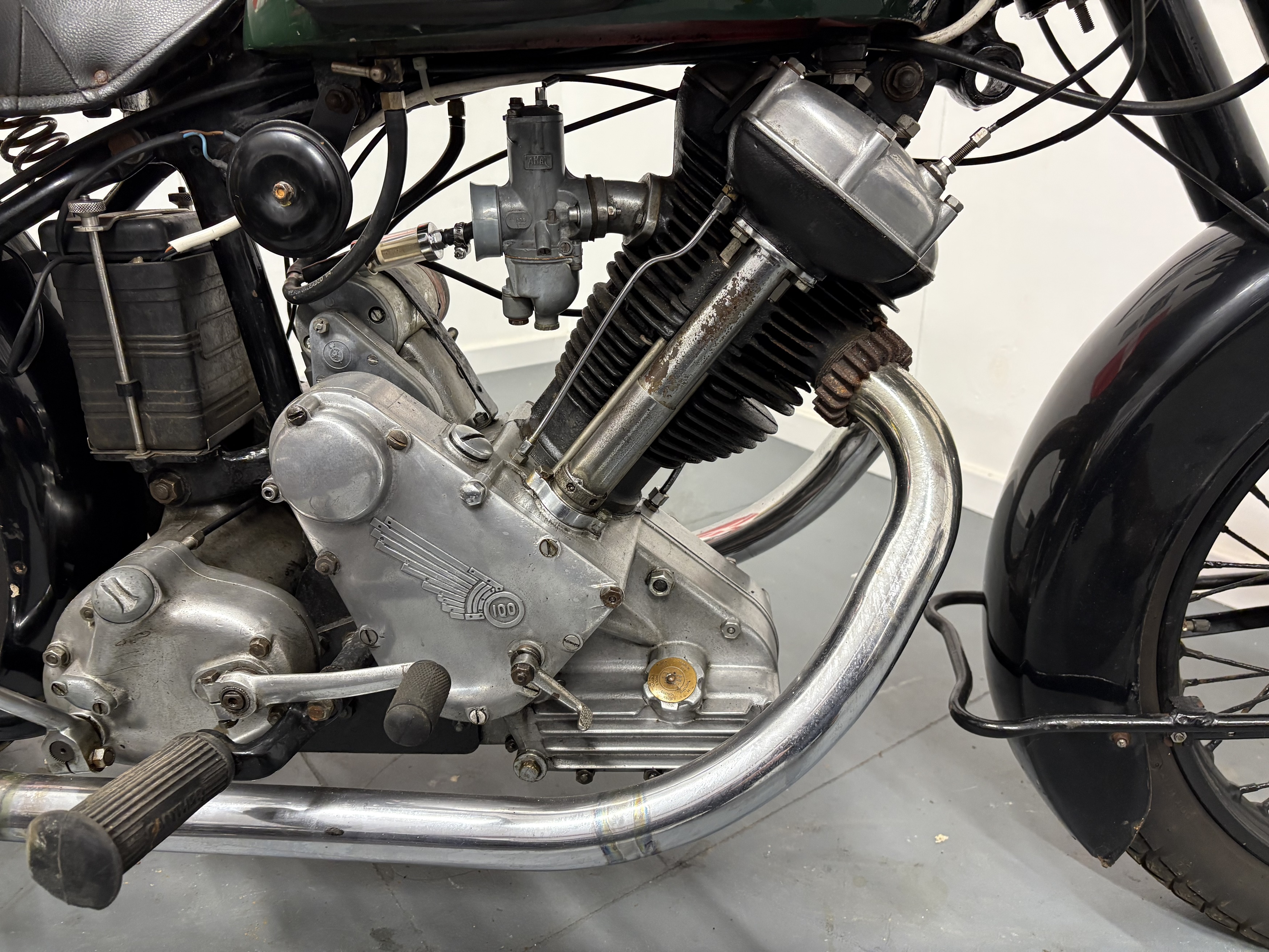 1952 Panther Model 100