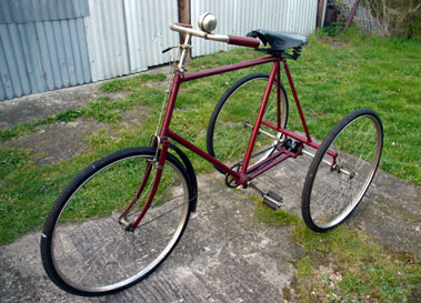 Lot 24 - Singer Tricycle