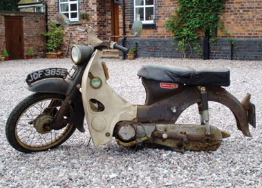 Lot 7 - Honda C90