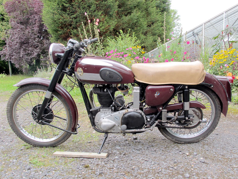 Lot 5 - 1954 Ariel 350