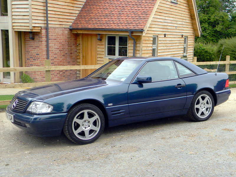 Lot 4 - 1998 Mercedes-Benz SL 320 'Special Edition'