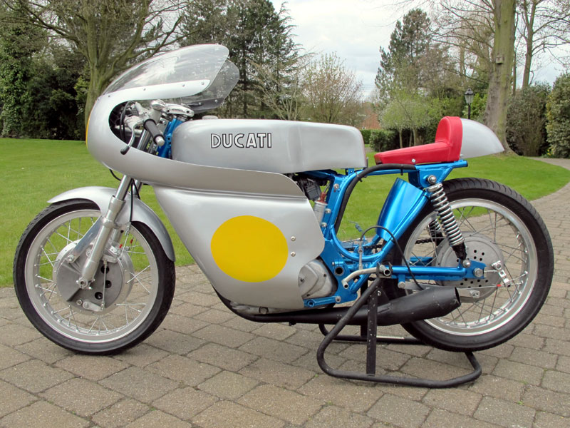 Lot 58 - 1968 Ducati 450 SCR Replica