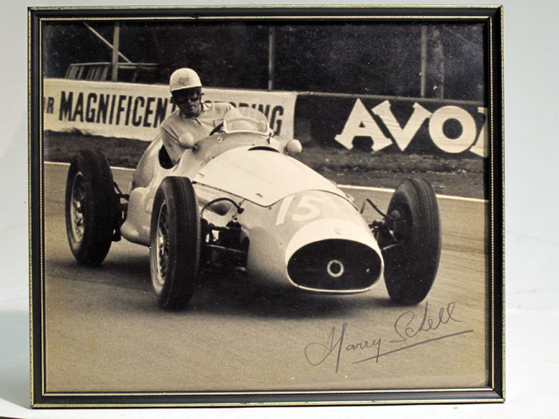Lot 29 - A Large-format, Hand-signed Photograph