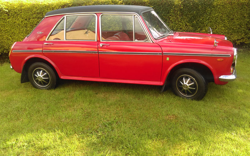 Lot 38 - 1971 Morris 1300 GT