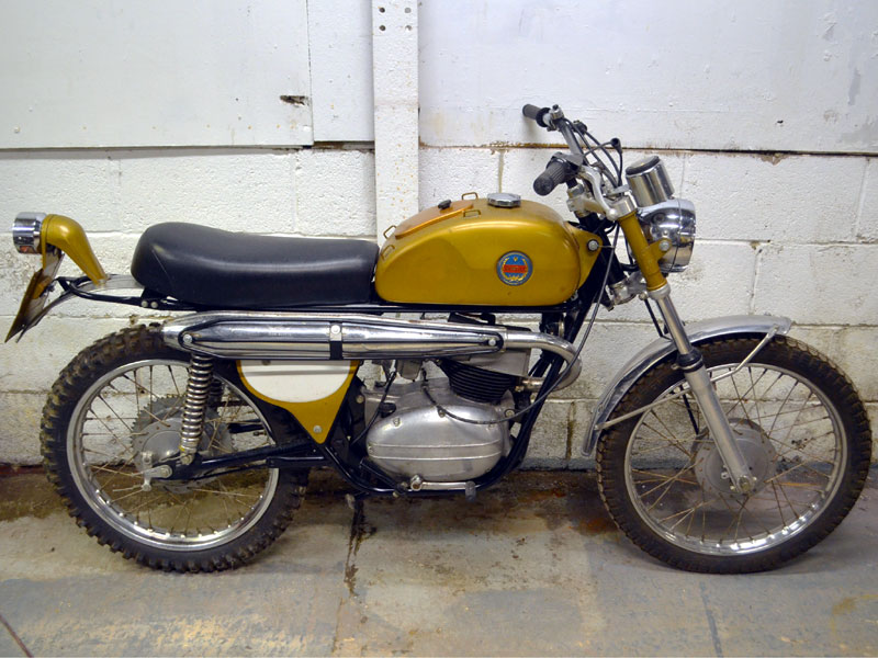 Lot 49 - 1972 Benelli Enduro 175