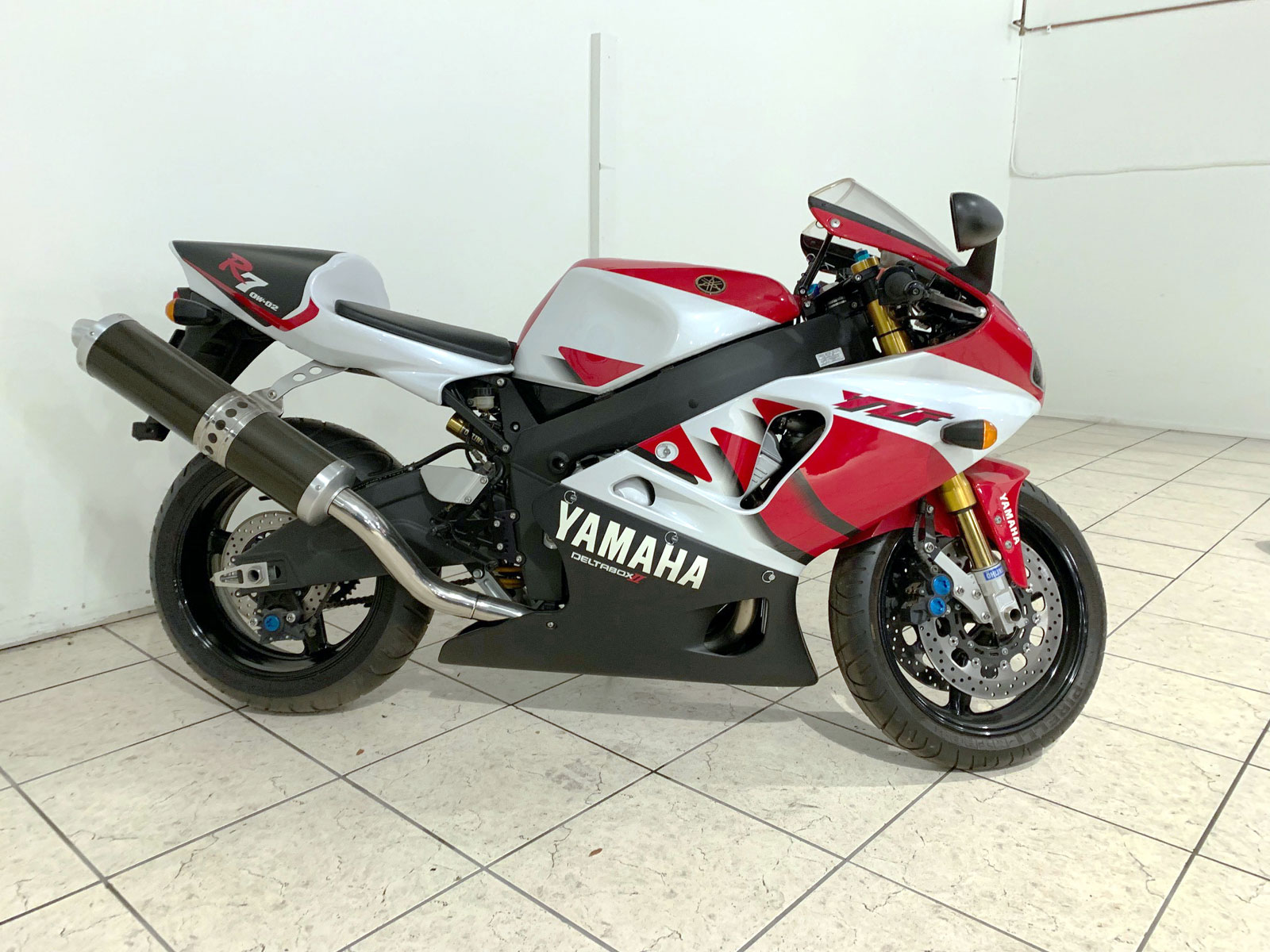 Lot 92 - 1999 Yamaha YZF-R7