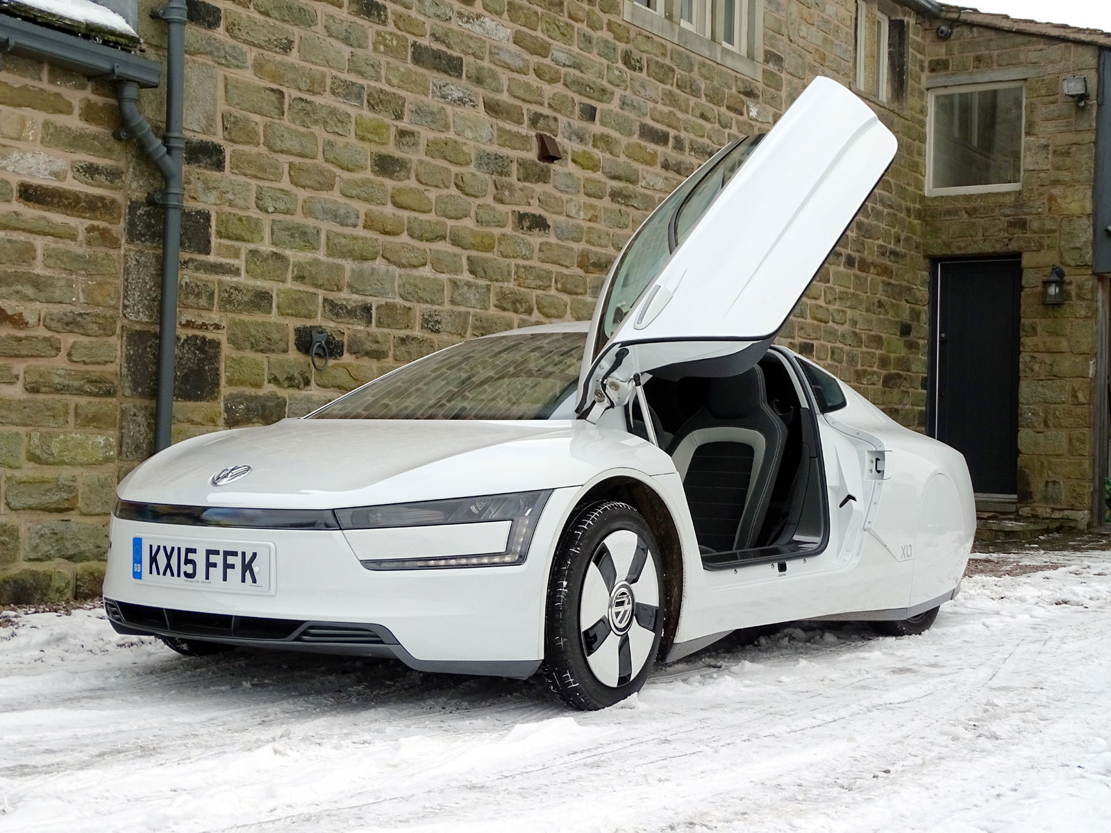 Lot 86 - 2015 Volkswagen XL1