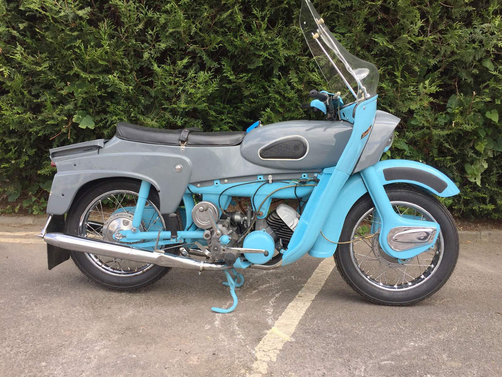 Lot 149 - 1960 Ariel Leader