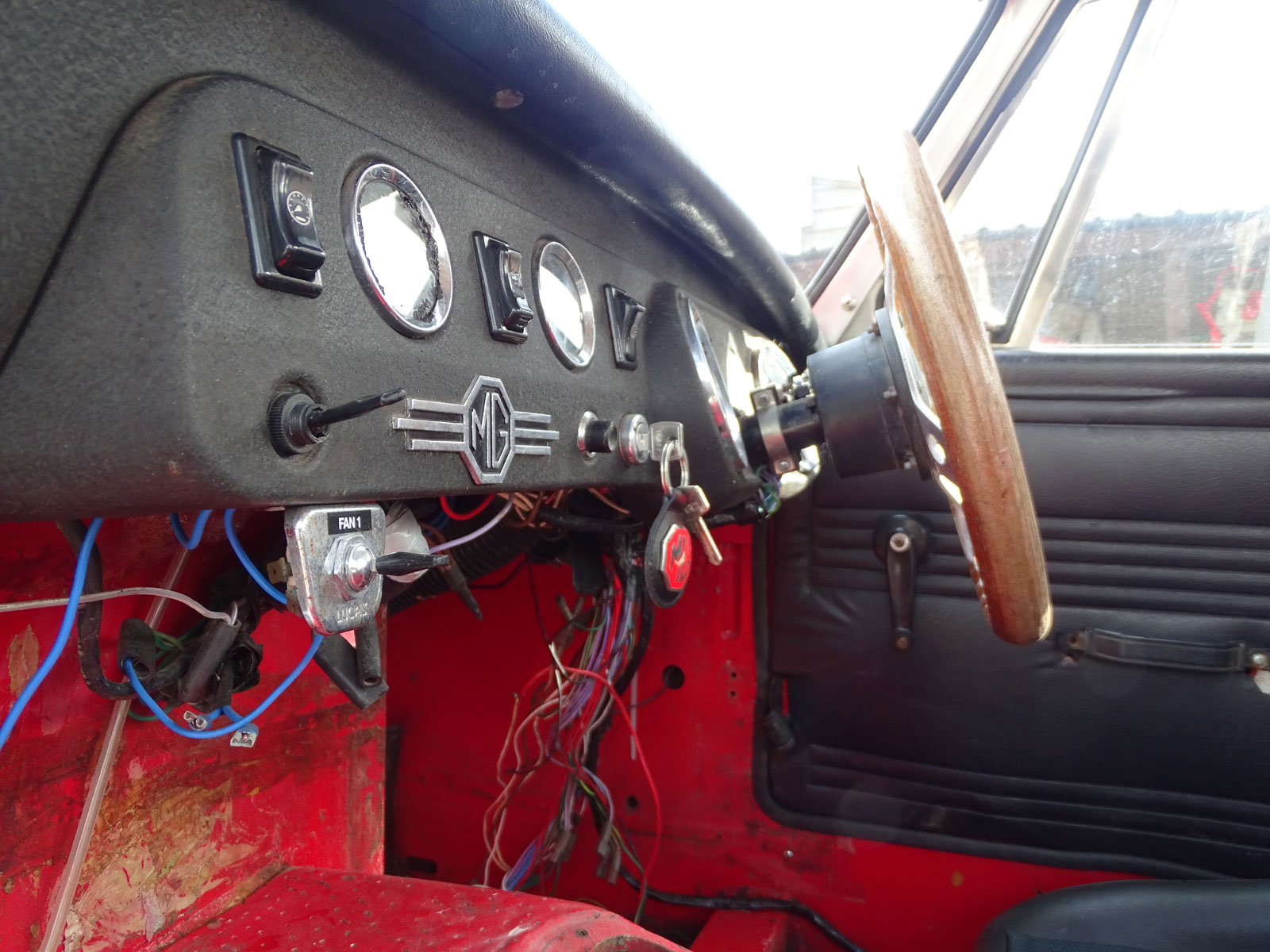 Lot 23 - 1971 MG Midget 1275