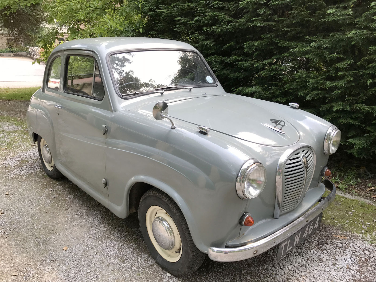 Lot 2 - 1957 Austin A35 Saloon