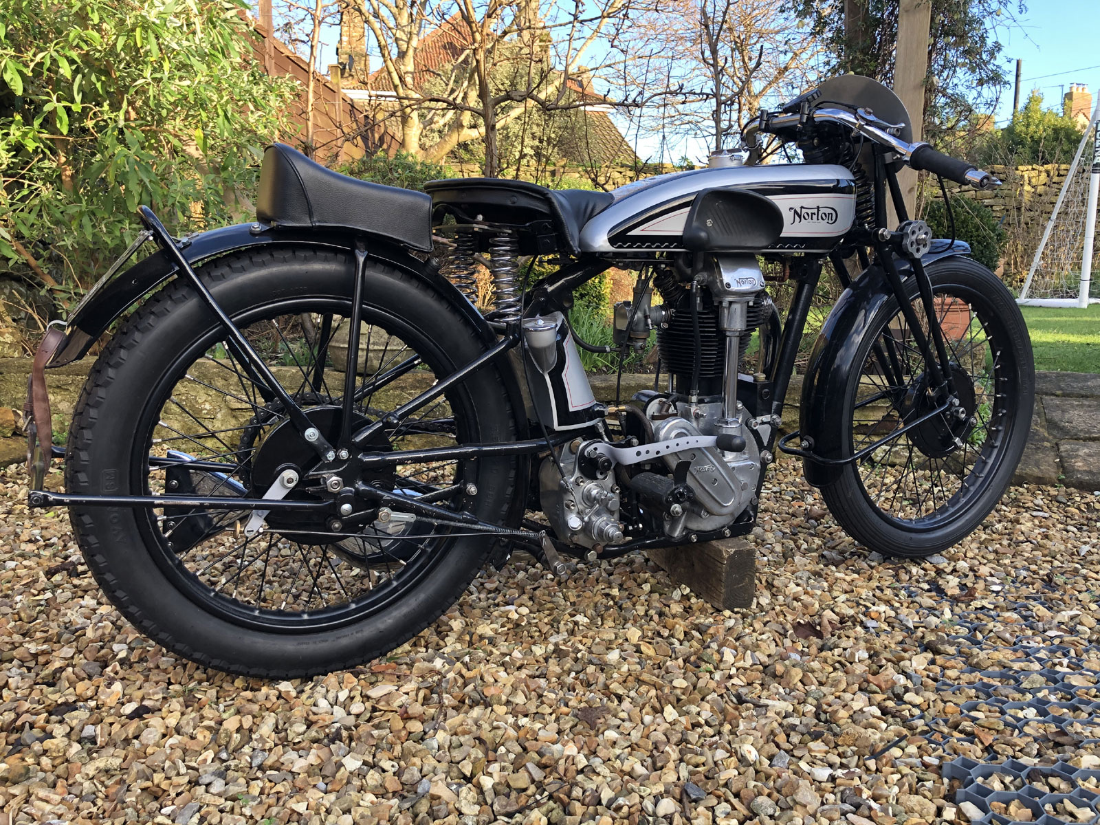 Lot 90 - 1930 Norton CS1