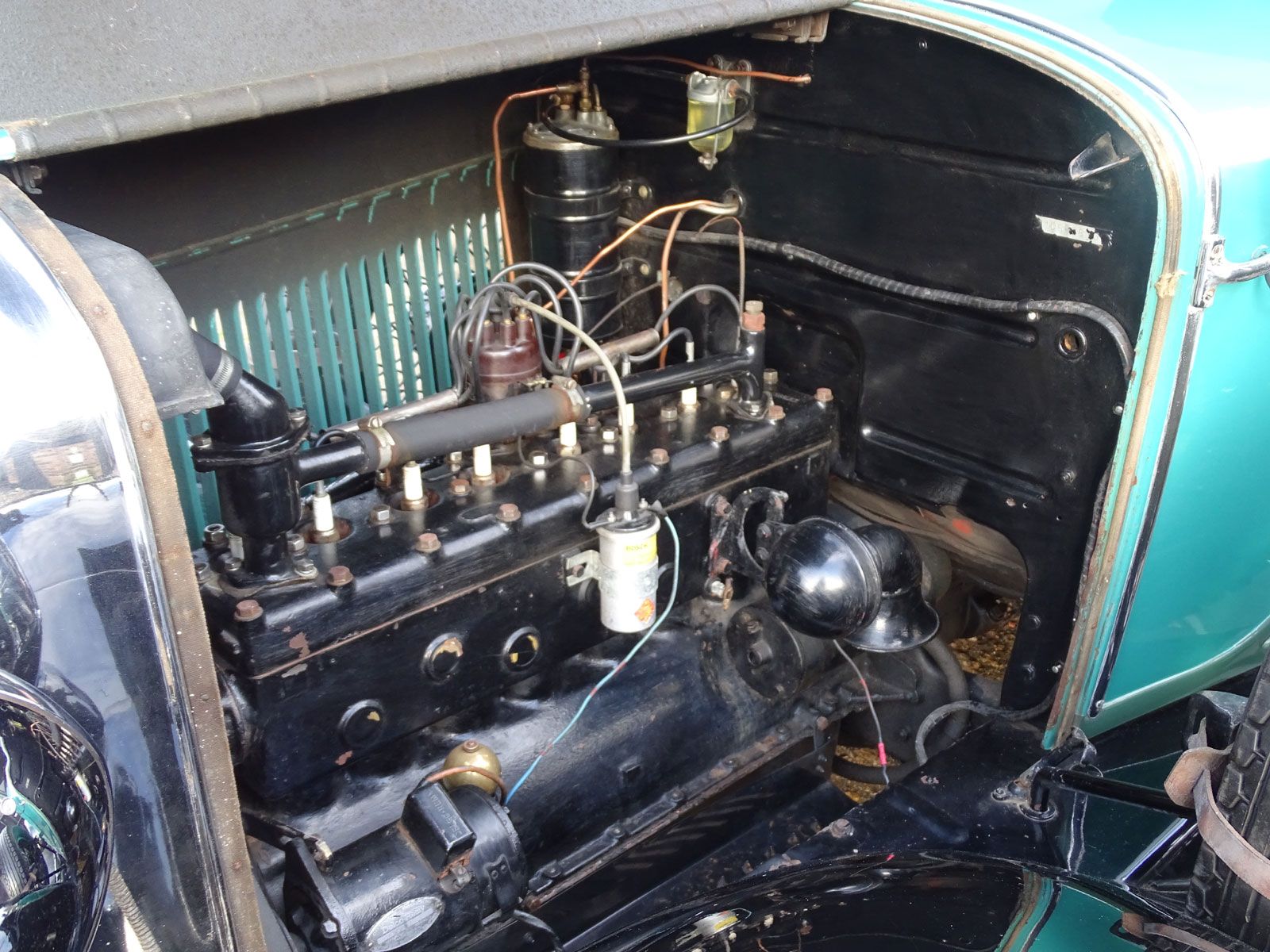 Lot 26 - 1928 Marmon Model 68 Sedan