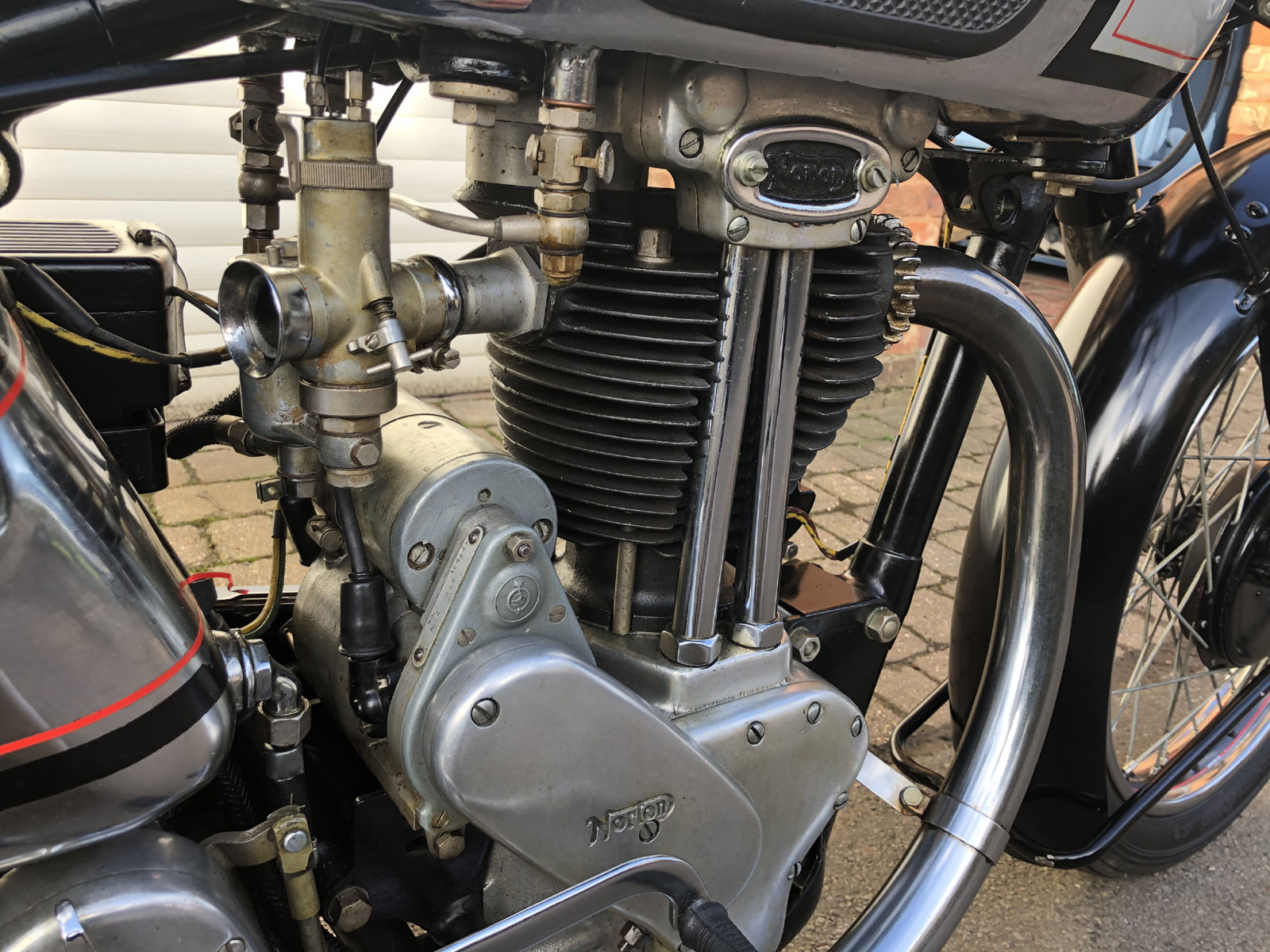 Lot 164 - 1947 Norton Model 18