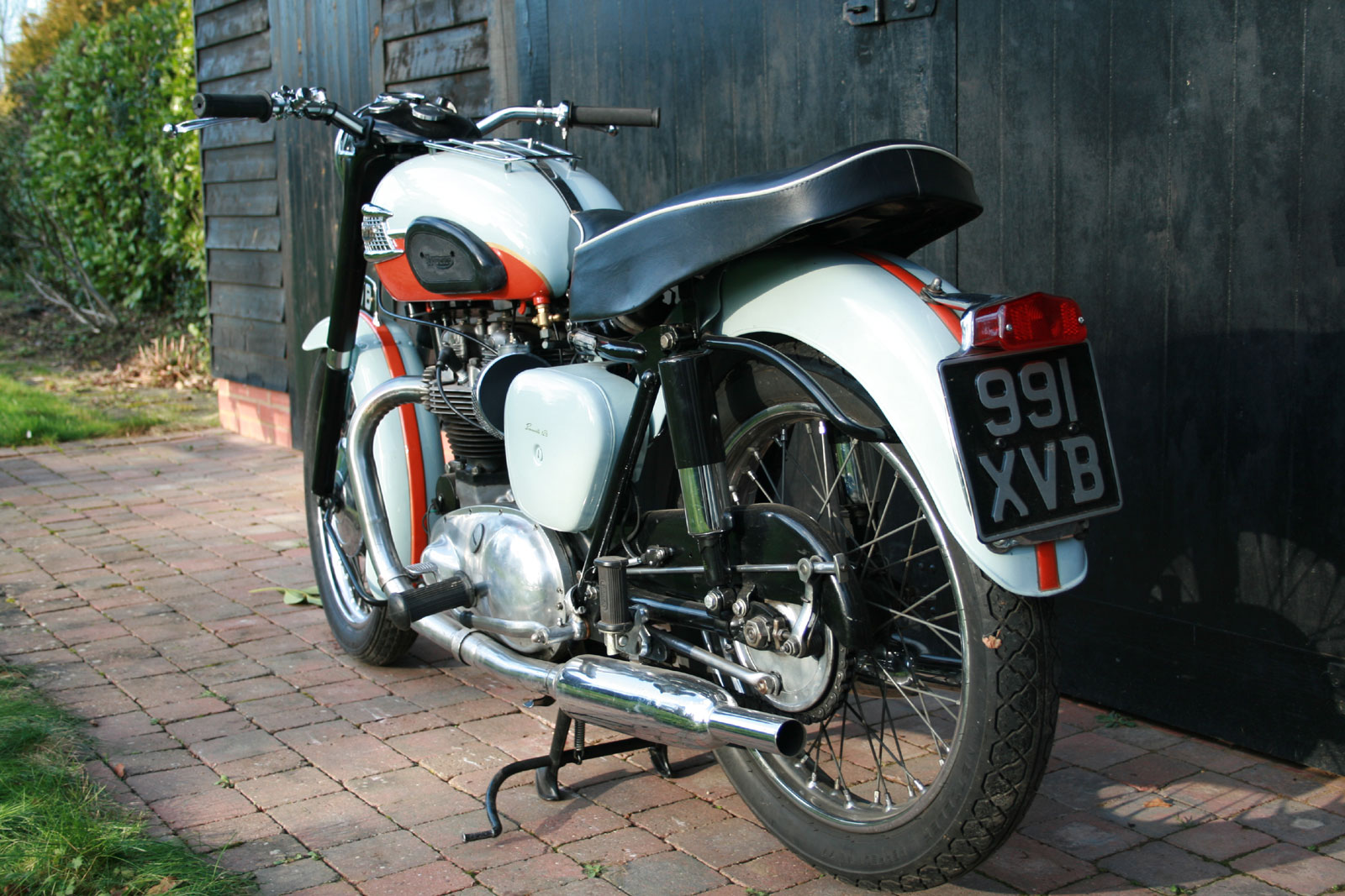 Lot 107 - 1958 Triumph T120 Bonneville